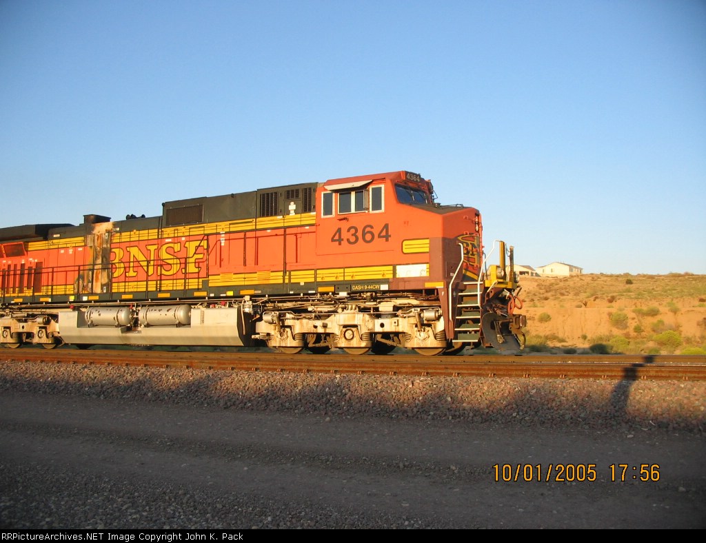 BNSF 4364